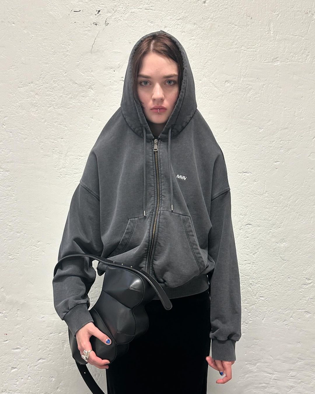 Avavav's new shoulderless hoodie has the internet abuzz - Vogue Scandinavia
