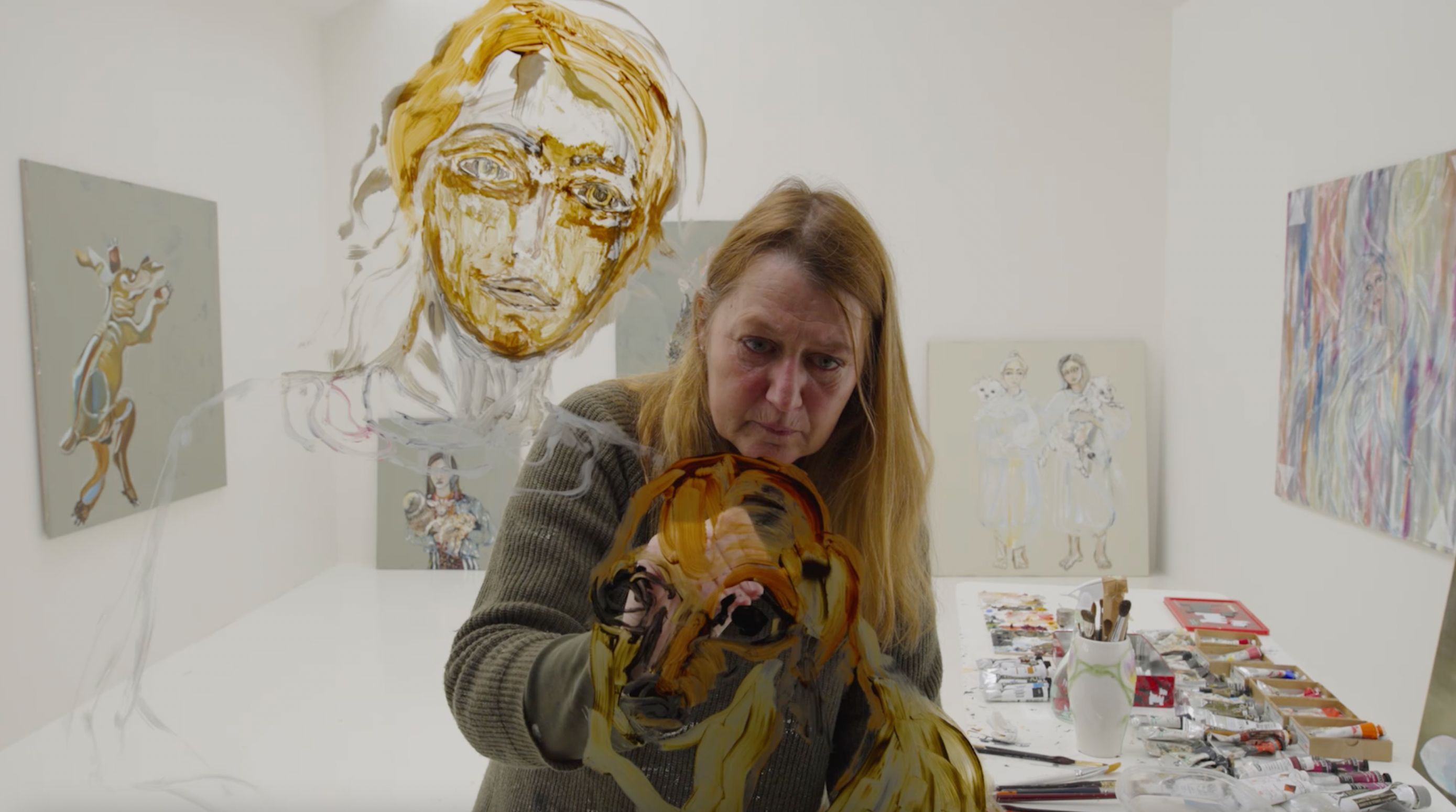 Watch renowned artist Meta Isæus-Berlin paint a masterpiece in real ...